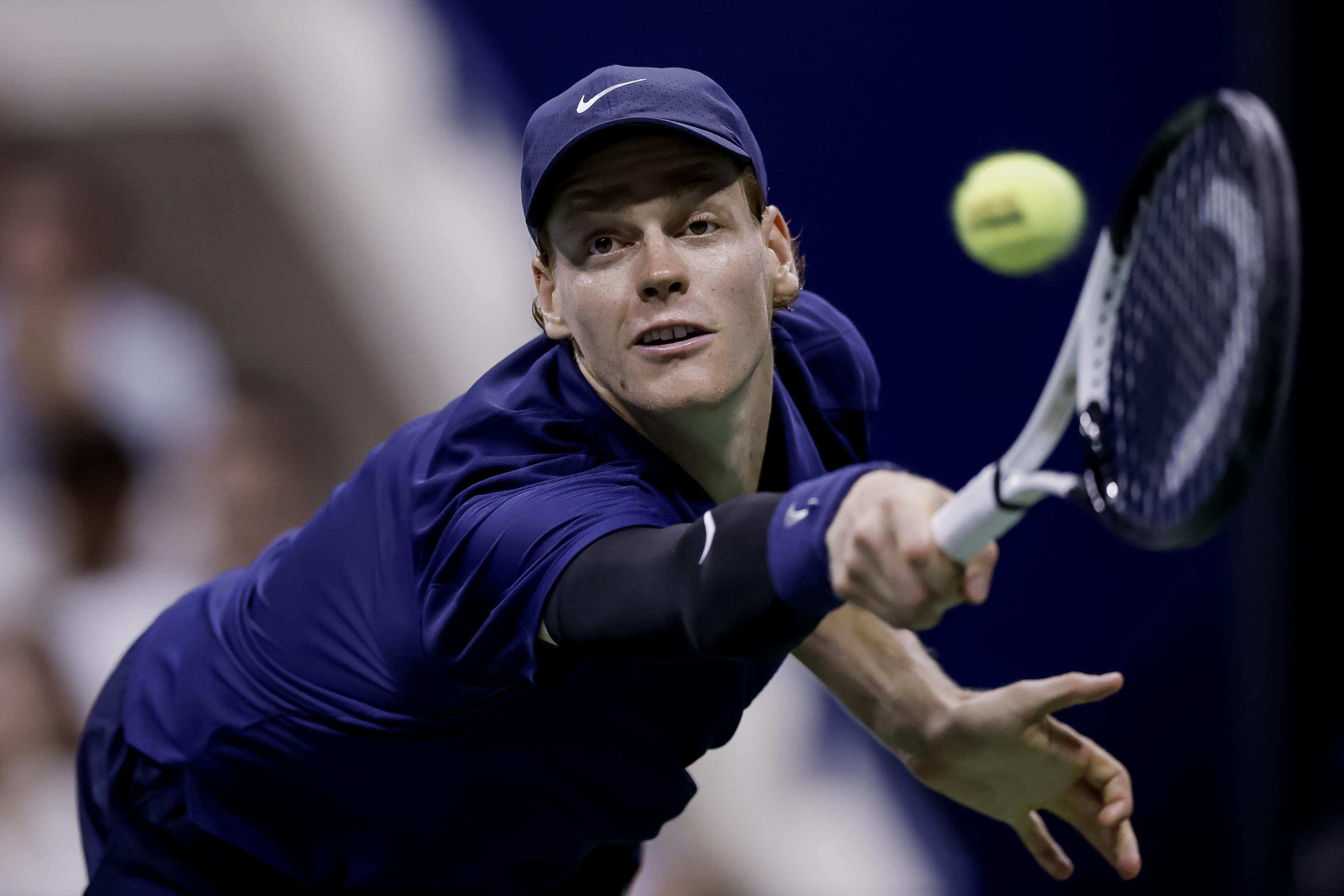 Sinner-Auger Aliassime, semifinale Us Open, risultato 6-1 3-6 6-3 6-4: Jannik è in finale con ...