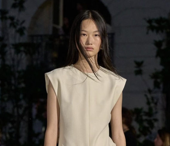 Milano Fashion Week, non solo Vittoria Ceretti e Gigi Hadid: ecco le ...