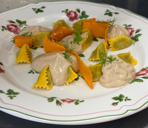 Bagna Cauda Day 2025. Dieci locali e dieci ricette per provare il più ...