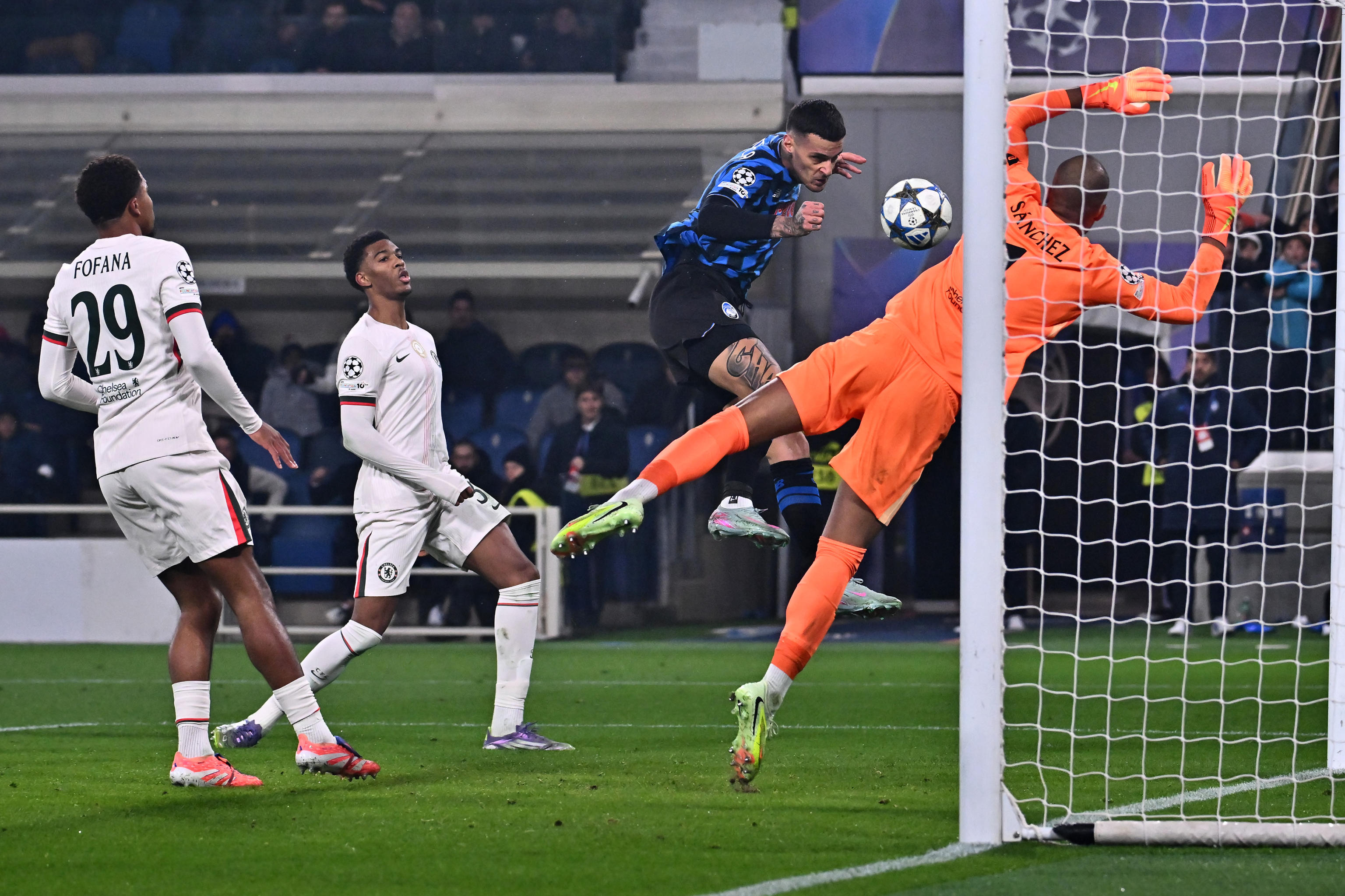 Atalanta-Chelsea 2-1, le pagelle di Serina. CDK e Palladino su tutti. Carnesecchi e de Roon sul ...