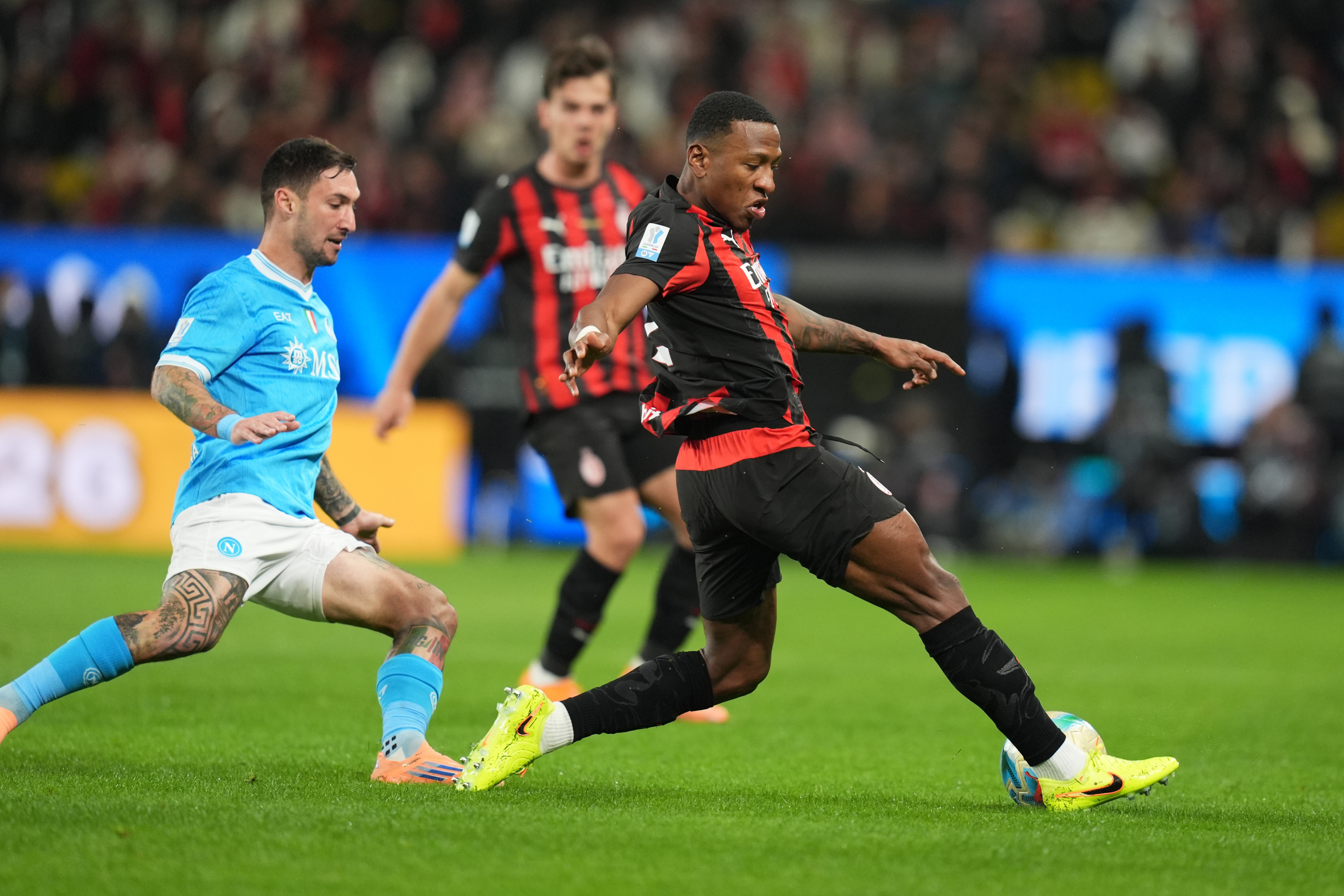 Pagelle Napoli-Milan Supercoppa: Hojlund indomabile (8), De Winter ...