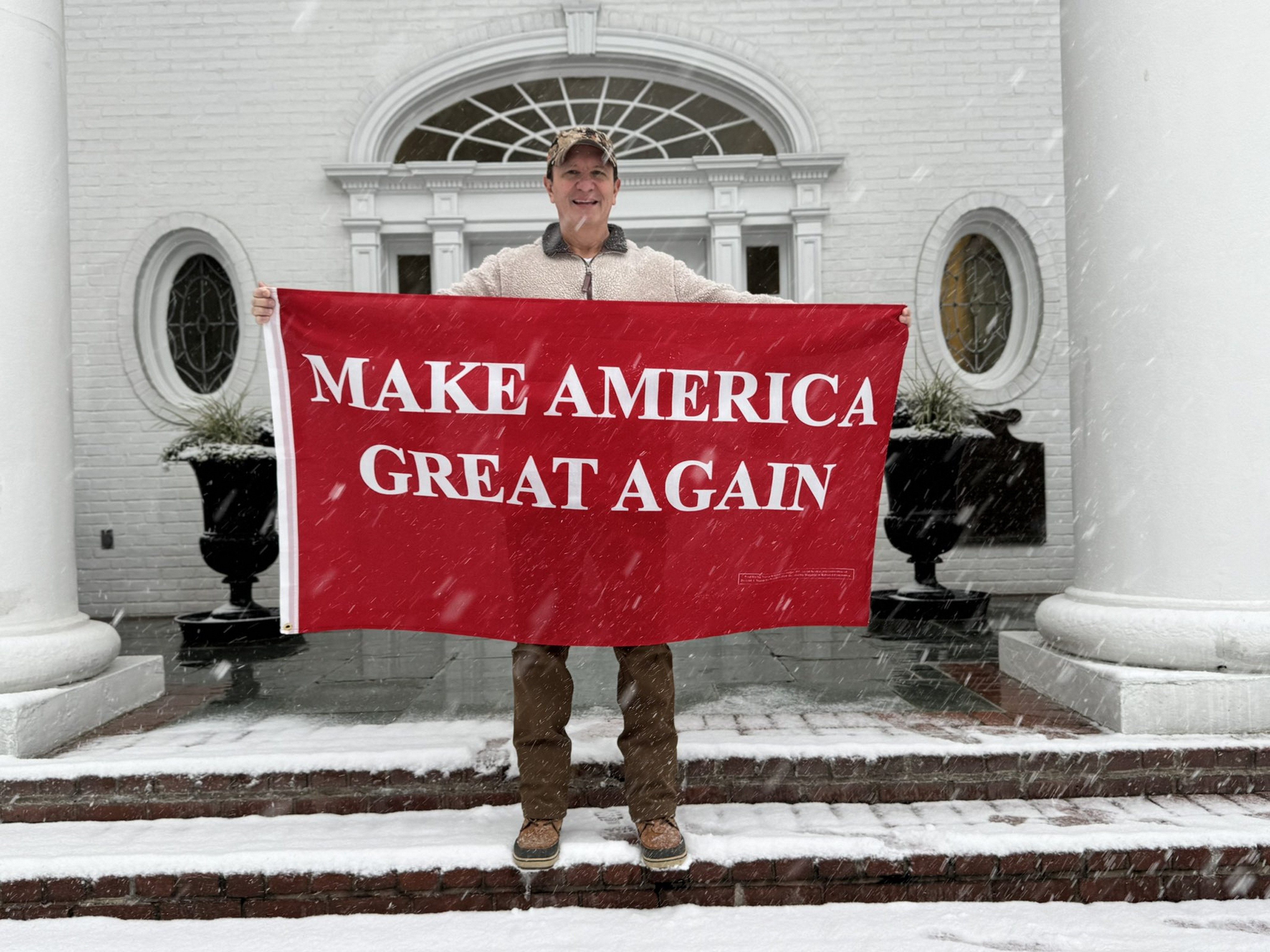 Groenlandia, è stato il «re» della cosmesi Ronald Lauder a consigliare ...